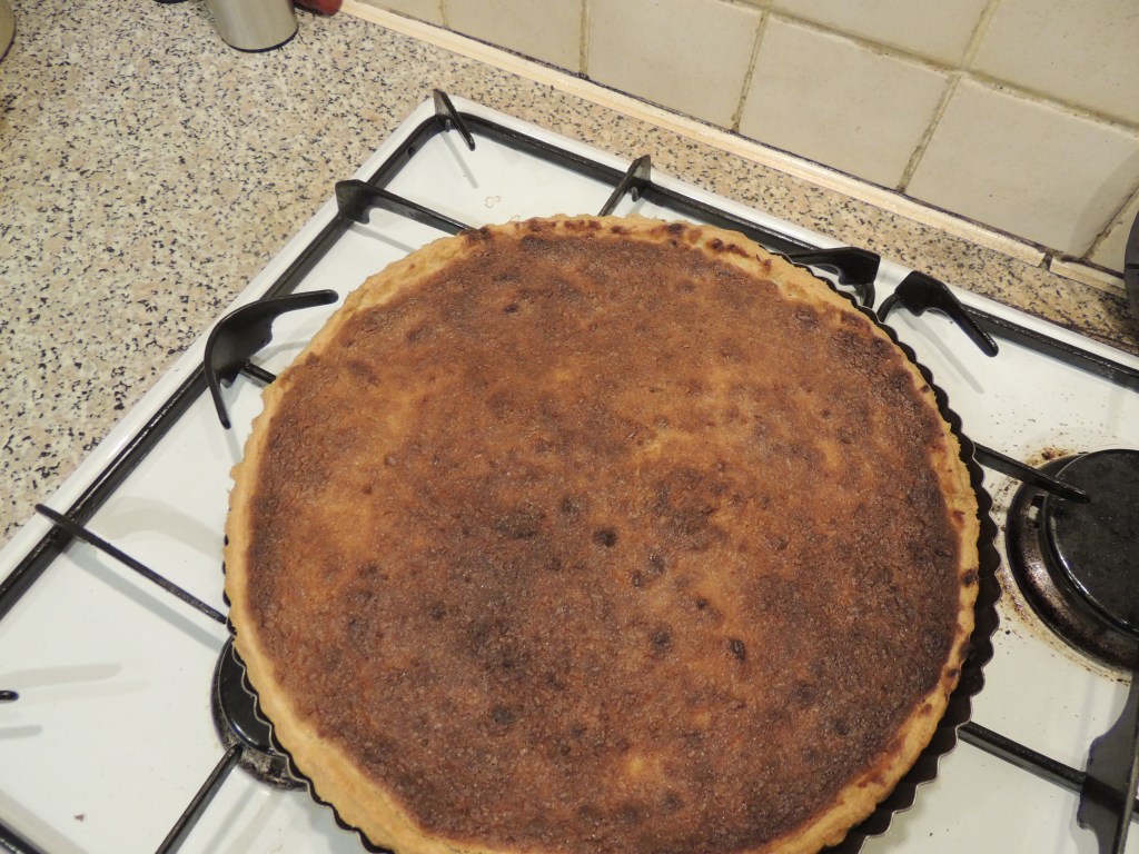 Coconut frangipane lime tarts (and mini tarte tatin) – The Bunfight